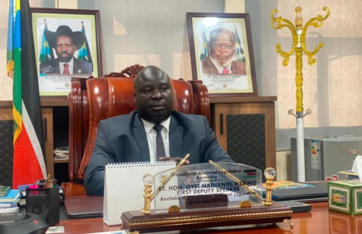 Parliament apologizes for confiscating journalists' gadgets - The Radio ...